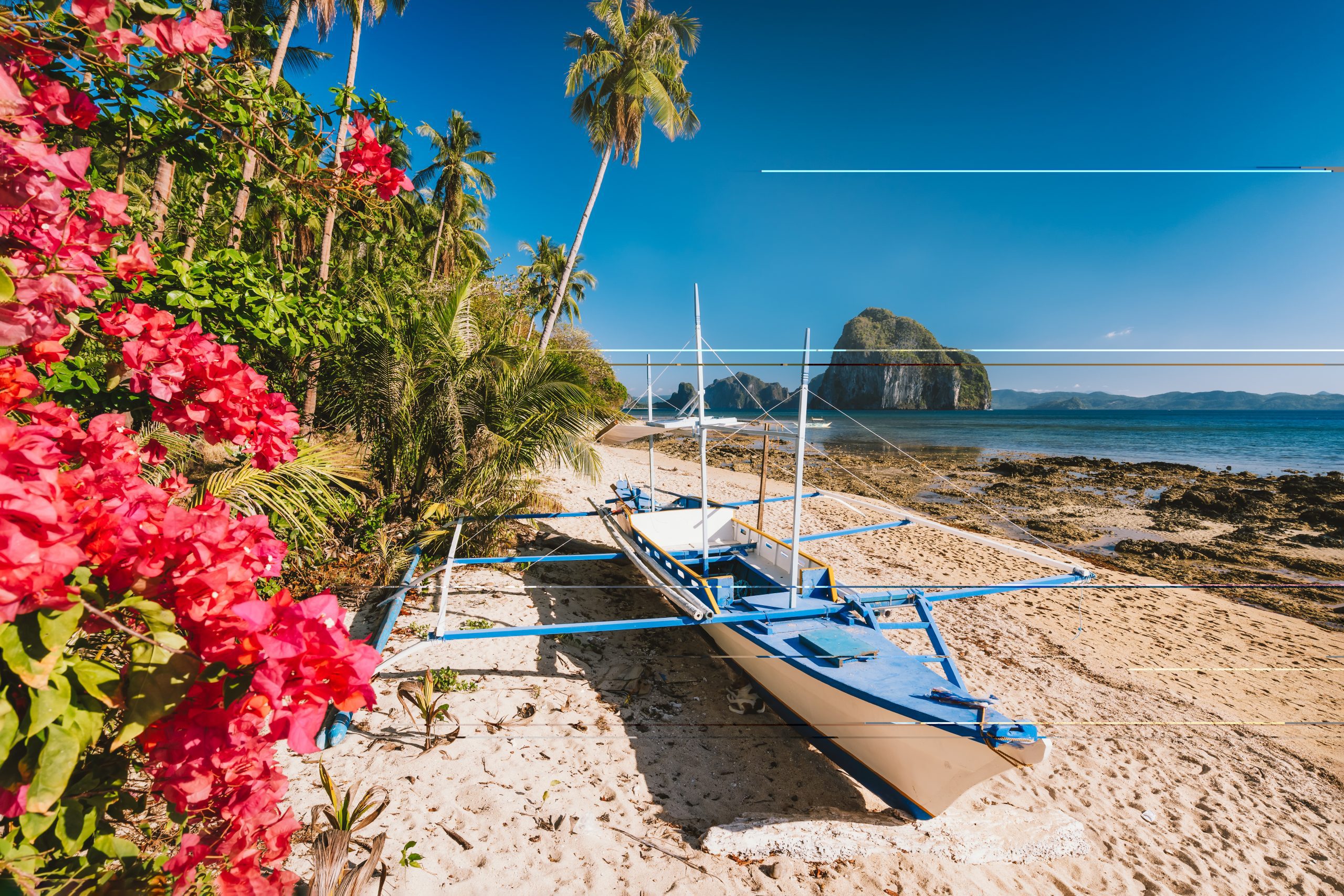 Palawan Island – Tropical Haven of Limestone Cliffs & Hidden Lagoons