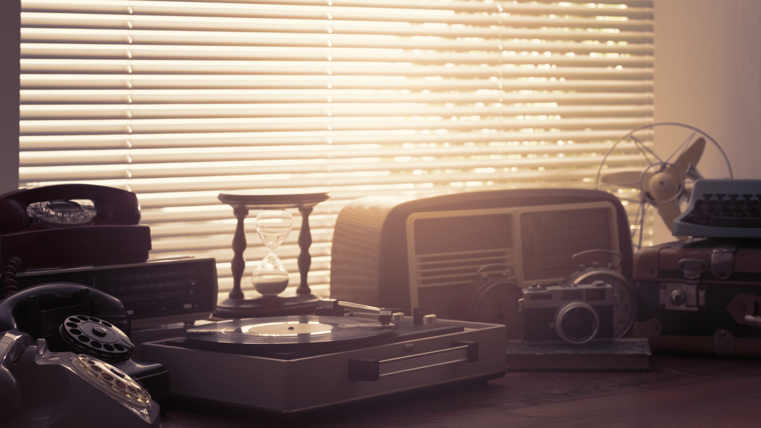 Retro Sounds – Synth-Pop and Disco Making a Comeback